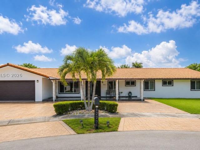 7 bedroom luxury Villa for sale in Miami Terrace Mobile Home, United States