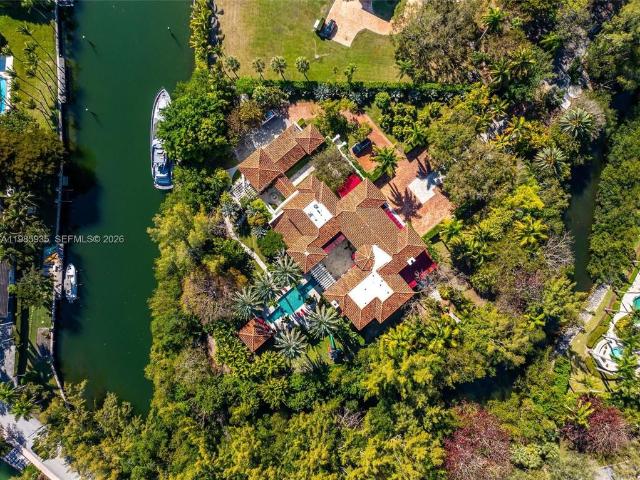 7 bedroom luxury Villa for sale in Coral Gables, Florida