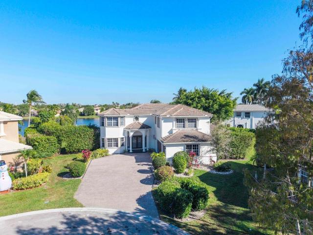 7 bedroom luxury Villa for sale in Coral Springs, Florida