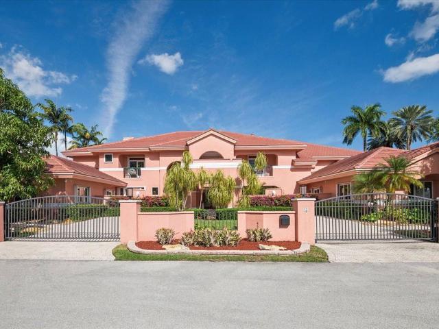 7 bedroom luxury Villa for sale in Fort Lauderdale, Florida