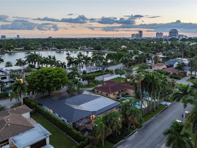 7 bedroom luxury Villa for sale in Hollywood, United States