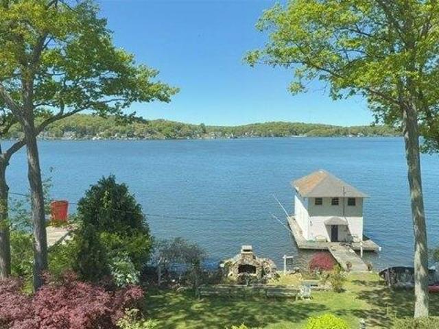 7 bedroom, Mount Arlington NJ 07856 104655065