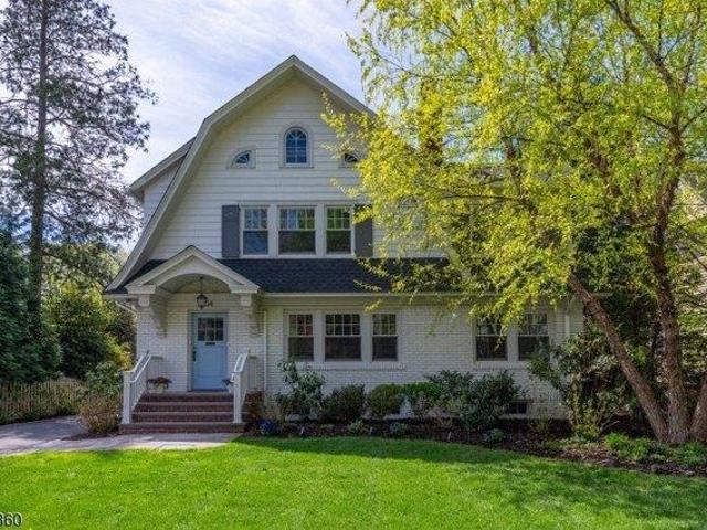 7 bedroom, Montclair NJ 07043 102346057