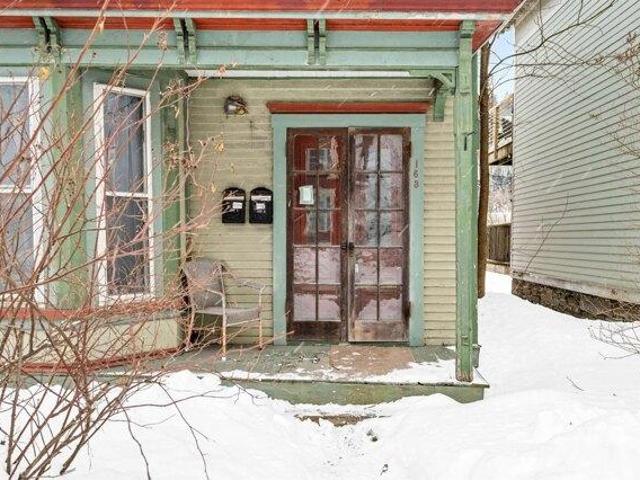 7 bedroom, Montpelier VT 05602 105256728