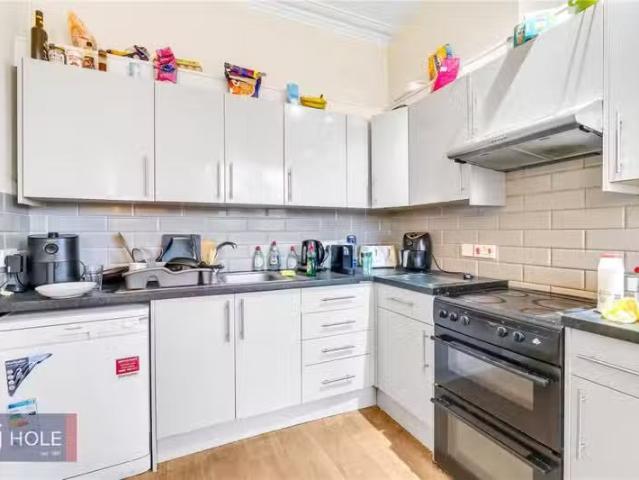 7 bedroom maisonette for rent in Redland Court Road, Bristol.