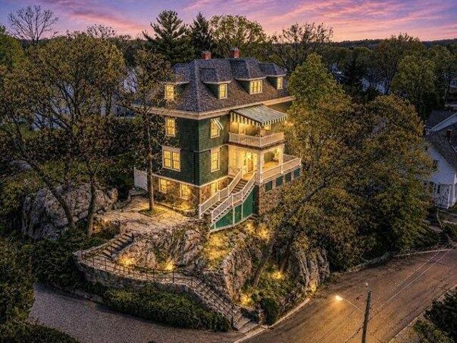 7 bedroom, Malden MA 02148 102120965
