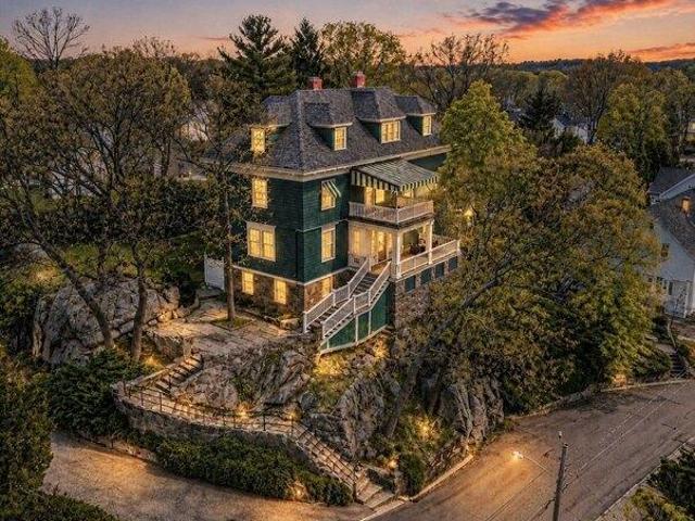 7 bedroom, Malden MA 02148 102528755