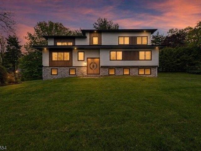 7 bedroom, Millburn NJ 07078 104852324