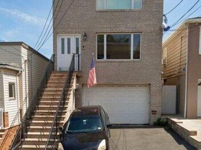 7 bedroom, North Bergen NJ 07047 104540210
