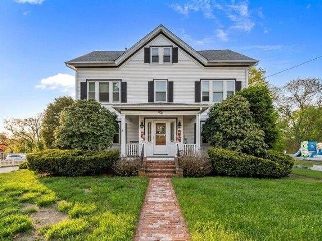7 bedroom, North Smithfield RI 02896 LS103101445