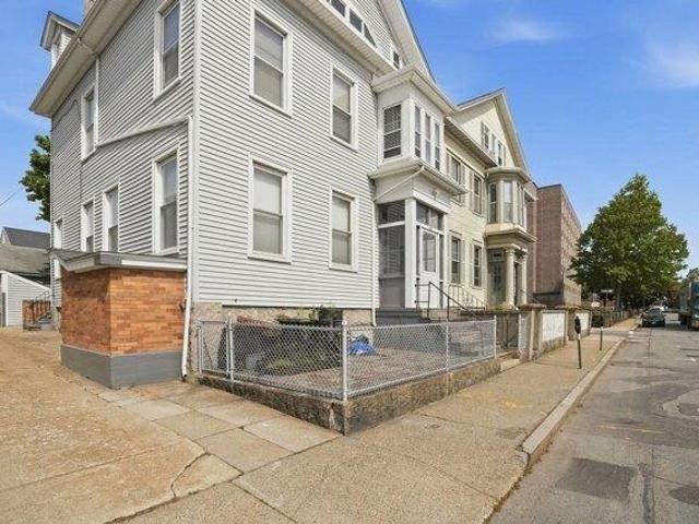 7 bedroom, New Bedford MA 02740 104853214