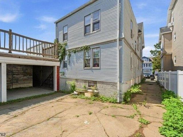 7 bedroom, Newark NJ 07112 104649673