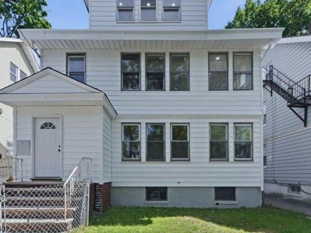 7 bedroom, Newark NJ 07112 105175084