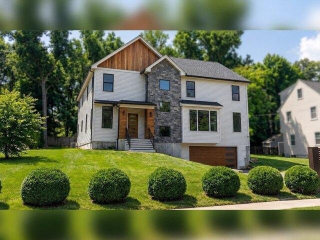 7 bedroom, Newton MA 02459 105094449