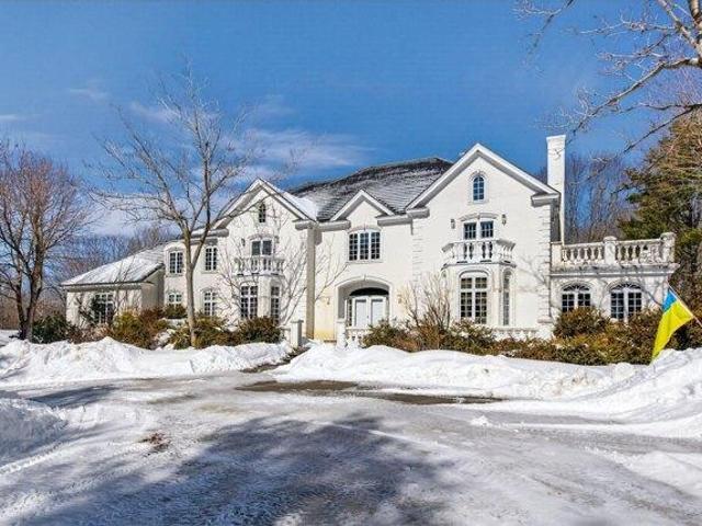 7 bedroom, Scarborough ME 04074 102669391