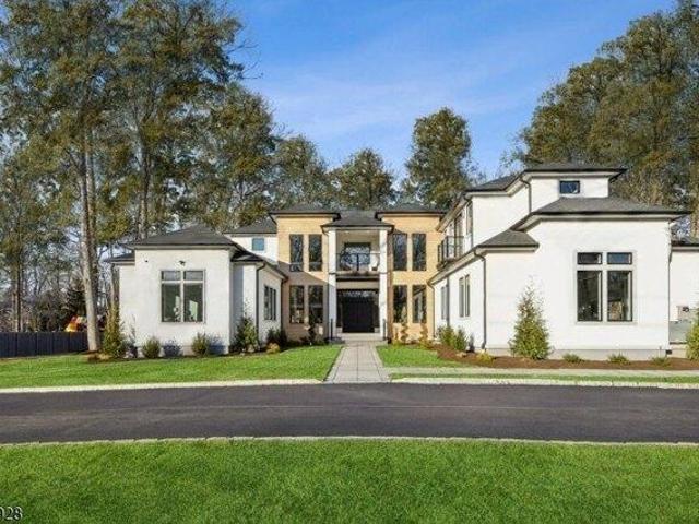 7 bedroom, Scotch Plains NJ 07076 104445157