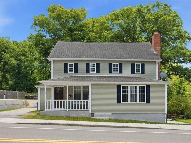 7 bedroom, Seekonk MA 02771 104332541