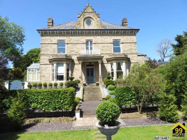 7 Bedroom Semi Detached House
