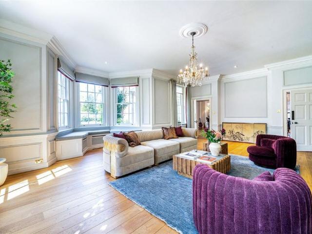 7 bedroom semi detached house to rent