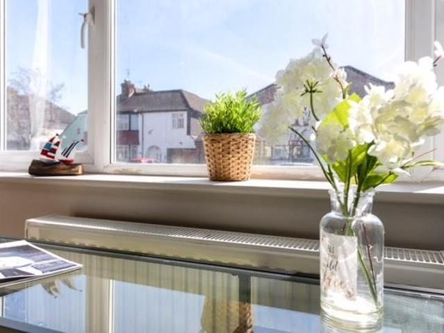 7 bedroom semi detached house to rent