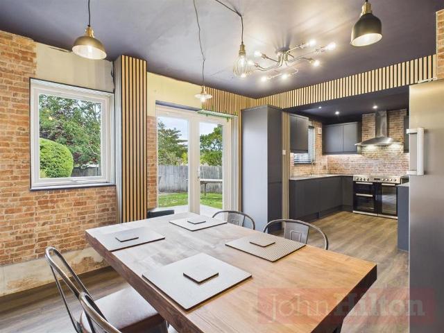 7 bedroom semi detached house to rent
