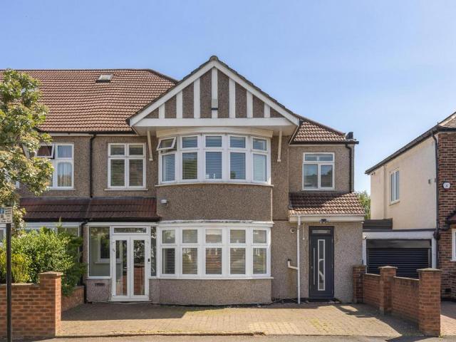 7 bedroom semi detached house for sale