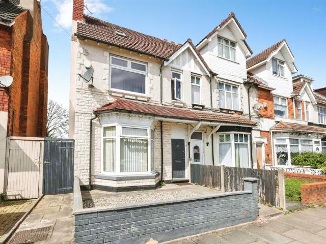 7 bedroom semi detached house for sale