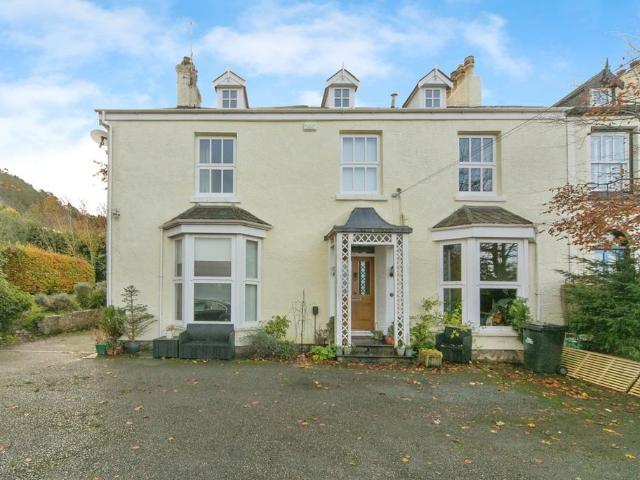 7 bedroom semi detached house for sale