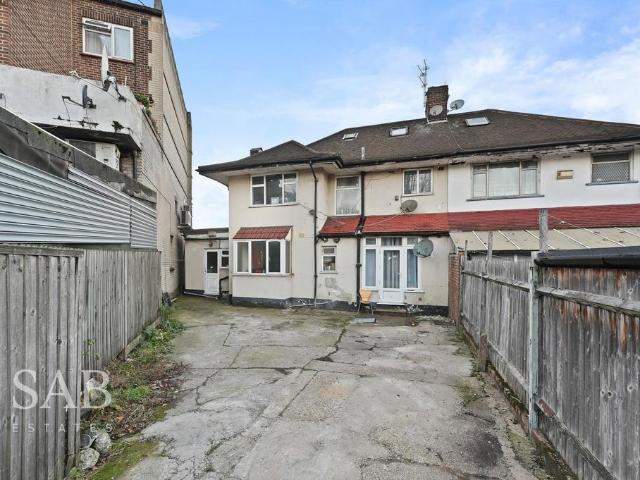 7 bedroom semi detached house for sale