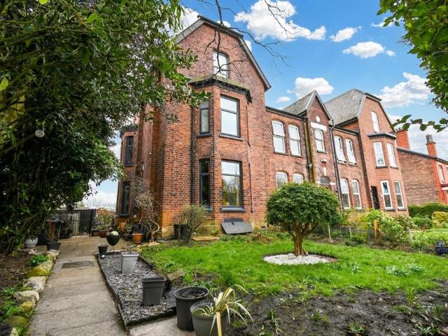 7 bedroom semi detached house for sale