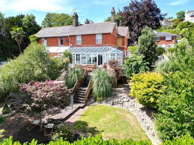 7 bedroom semi detached house for sale
