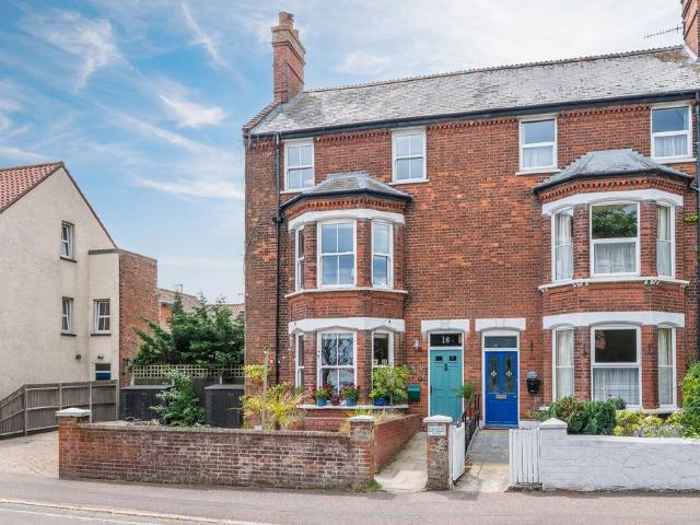 7 bedroom semi detached house for sale
