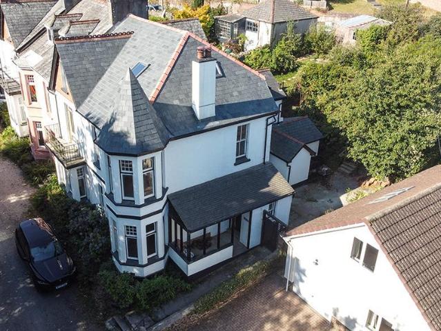 7 bedroom semi detached house for sale