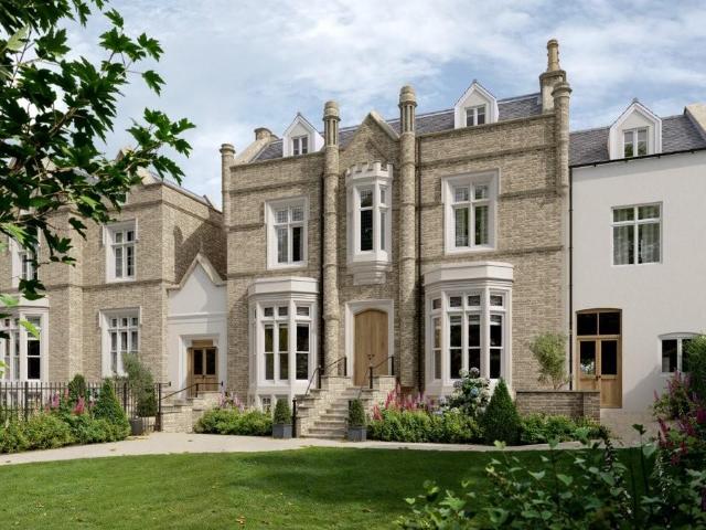 7 bedroom semi detached house for sale