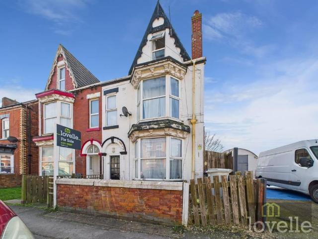 7 bedroom semi detached house for sale
