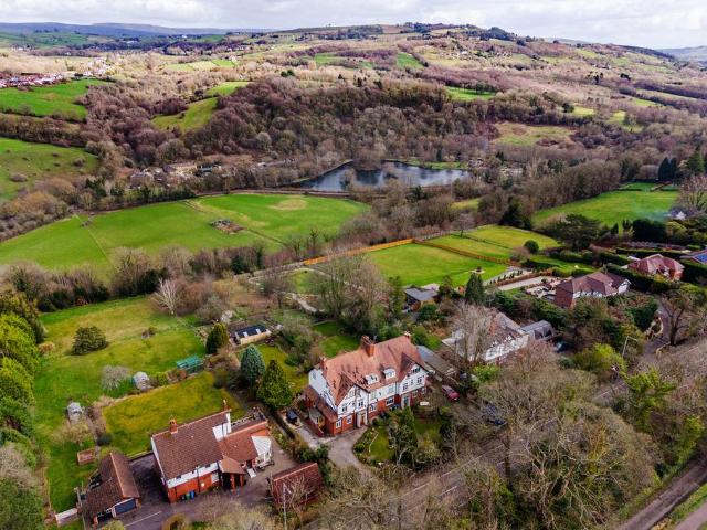 7 bedroom semi detached house for sale