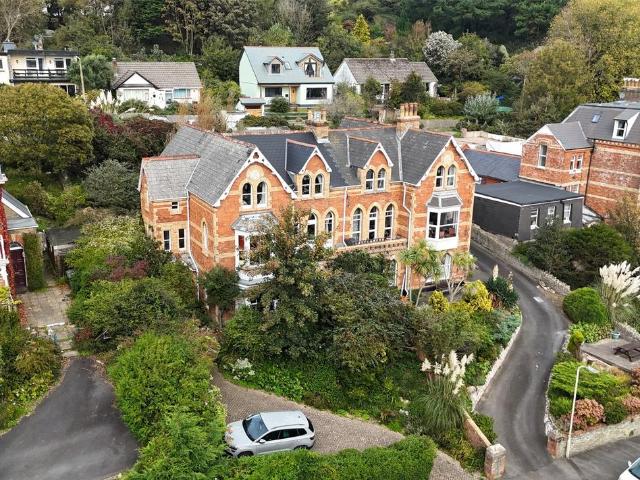 7 bedroom semi detached house for sale
