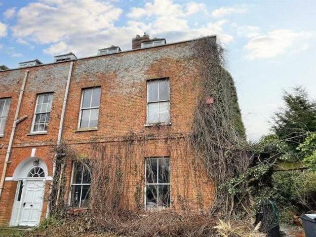 7 Bedroom Semi detached House For Sale In Campton