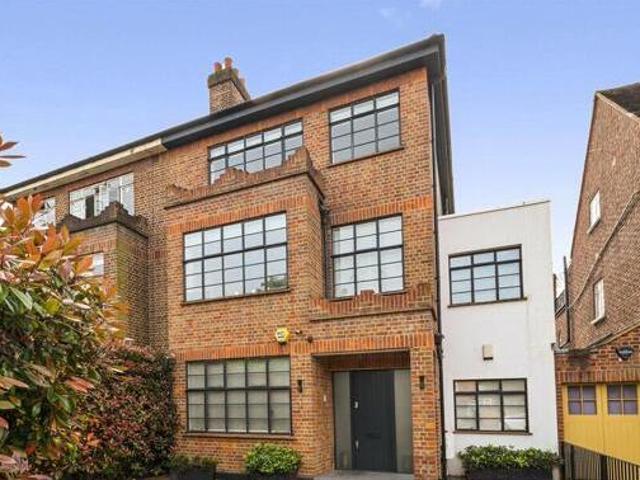 7 Bedroom Semi detached House For Sale In London