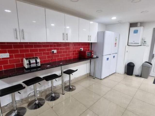 7 bedroom semi detached house for rent in Alton Road, Birmingham, B29