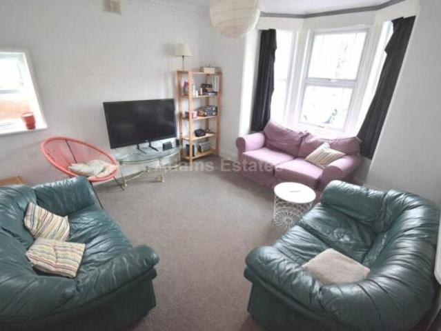 7 bedroom semi detached house for rent in Erleigh Road, Reading, RG1