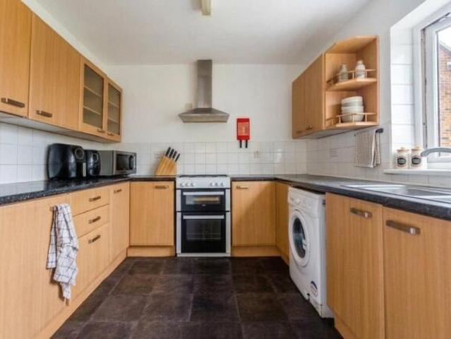 7 bedroom semi detached house for rent in Oakley Road, Horfield, Bristol, BS7