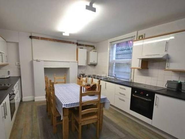 7 bedroom semidetached house for rent in Erleigh Road University RG15NH RG1
