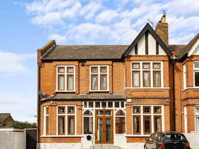 7 bedroom semidetached house for sale in Chadwick Road Leytonstone E11