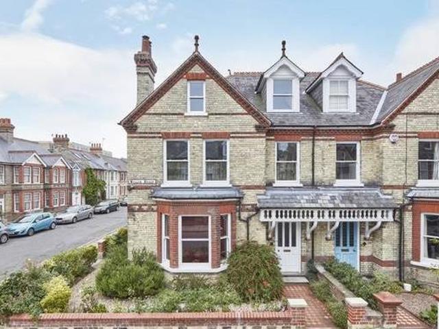 7 bedroom semidetached house for sale in Willis Road Cambridge CB1
