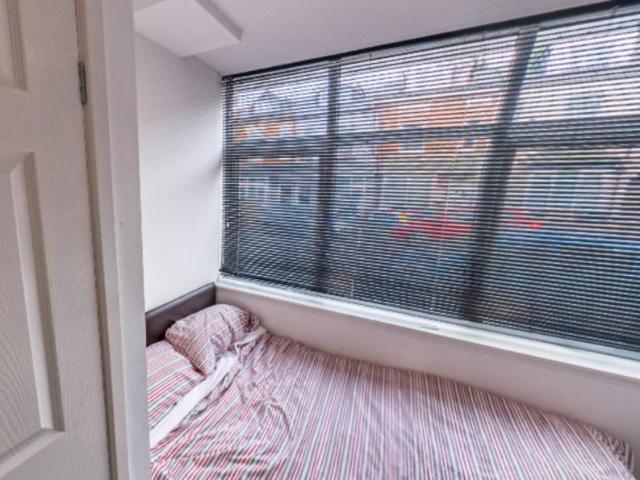 7 Bedroom Shared Living/roommate Birmingham Birmingham 90563831