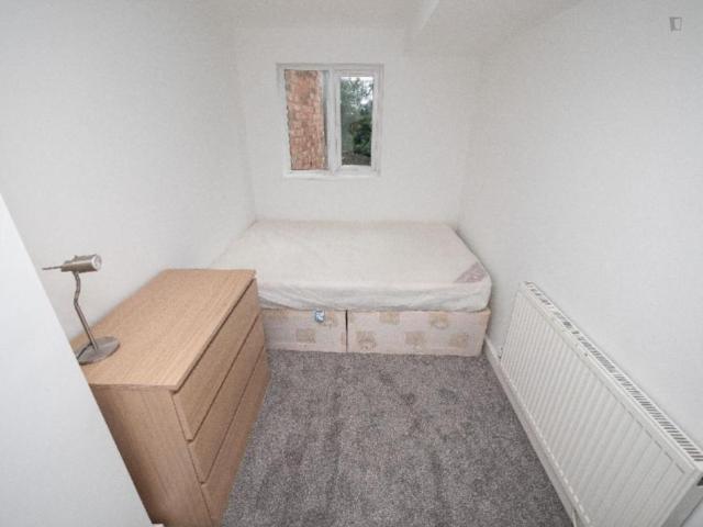 7 Bedroom Shared Living/roommate Birmingham Birmingham LS90563804