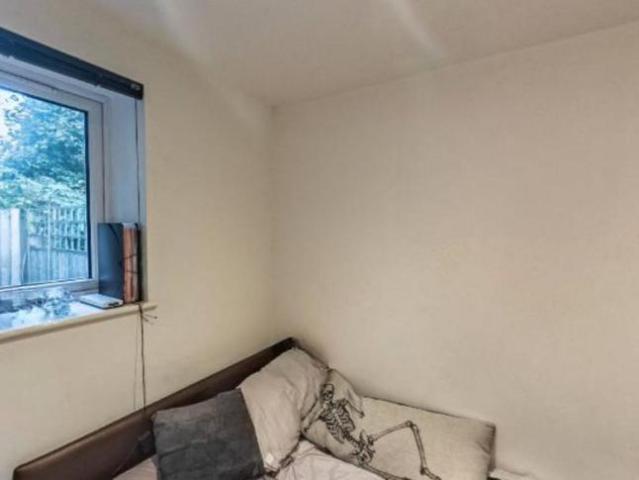 7 Bedroom Shared Living/roommate Birmingham Birmingham LS90563834