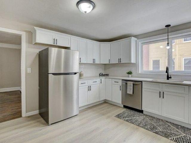 7 bedroom, Springfield MA 01108 102410379
