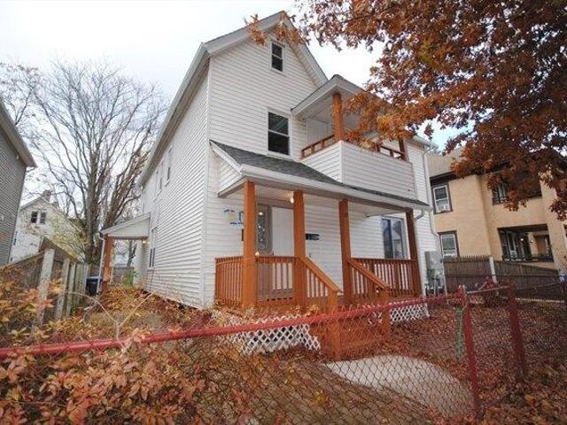 7 bedroom, Springfield MA 01108 LS102371099